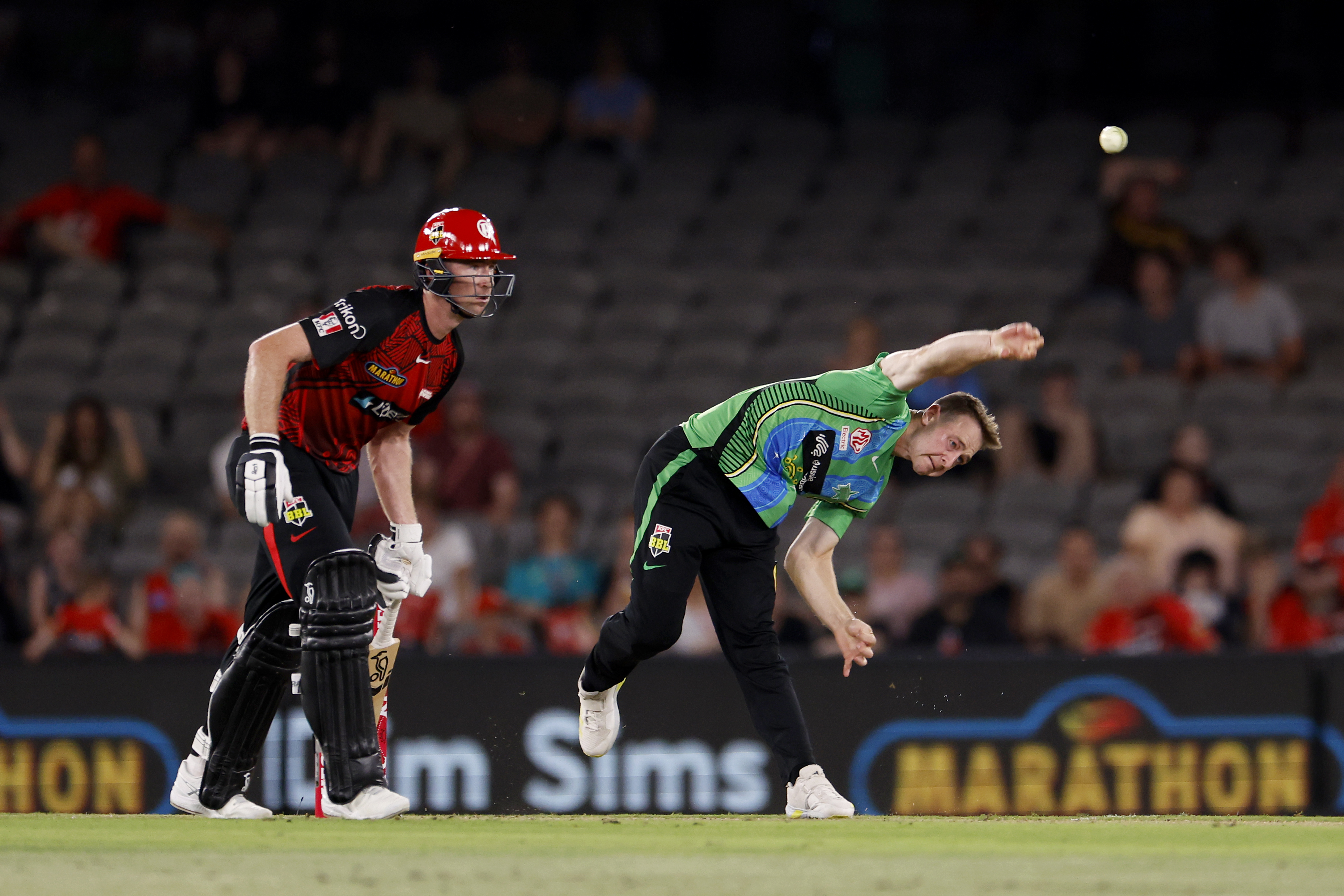 Couch comfy for BBL|14 | Melbourne Stars